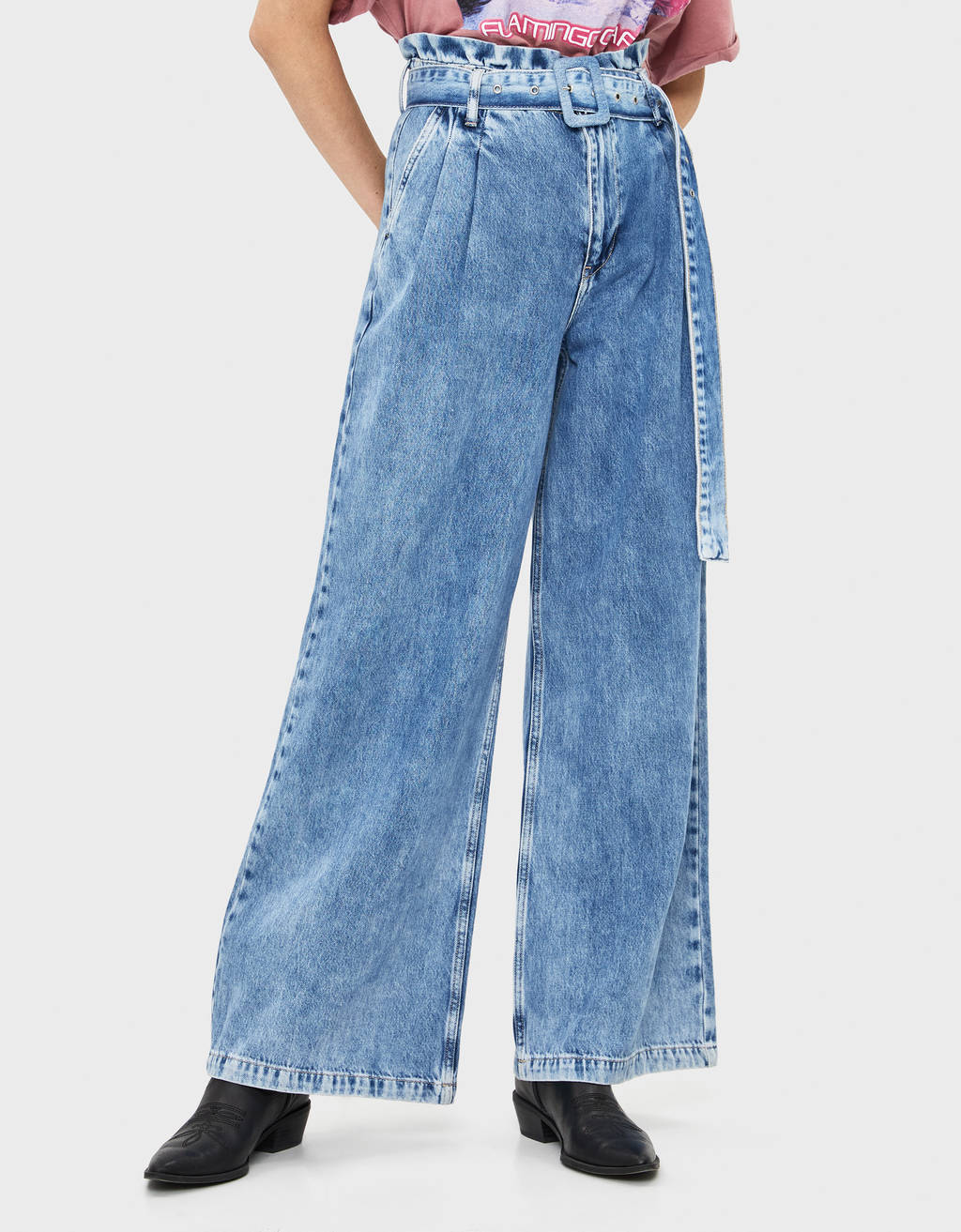 Belted wide-leg jeans - Woman | Bershka