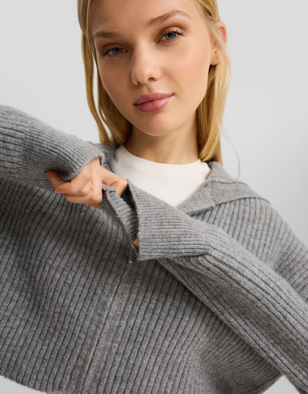 Hoodie zip-up cardigan - Women | Bershka