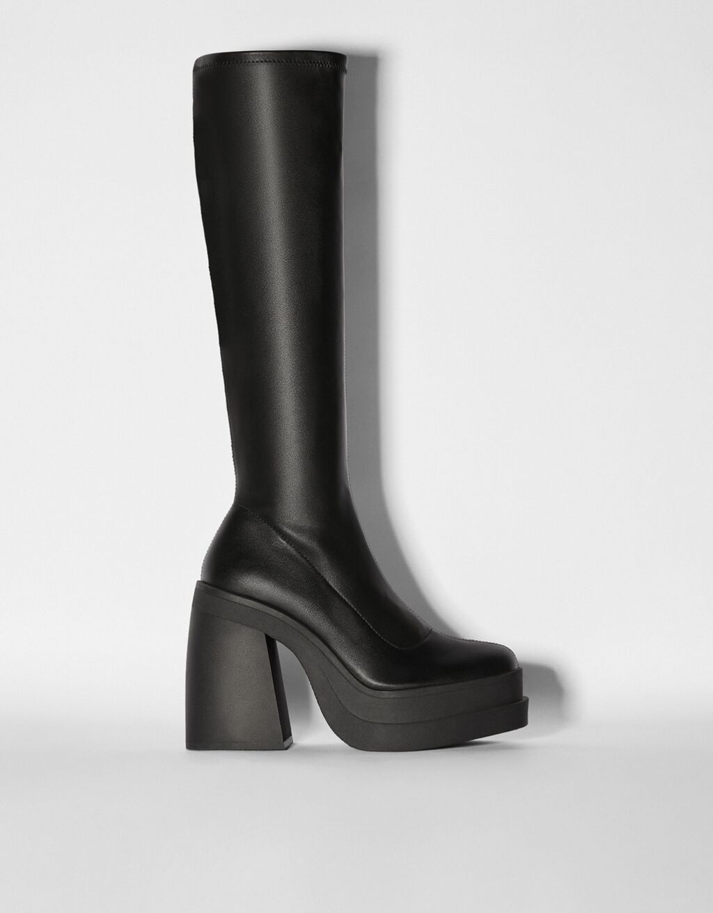 Bottes et Bottines pour Femme | Nouvelle Collection | Bershka