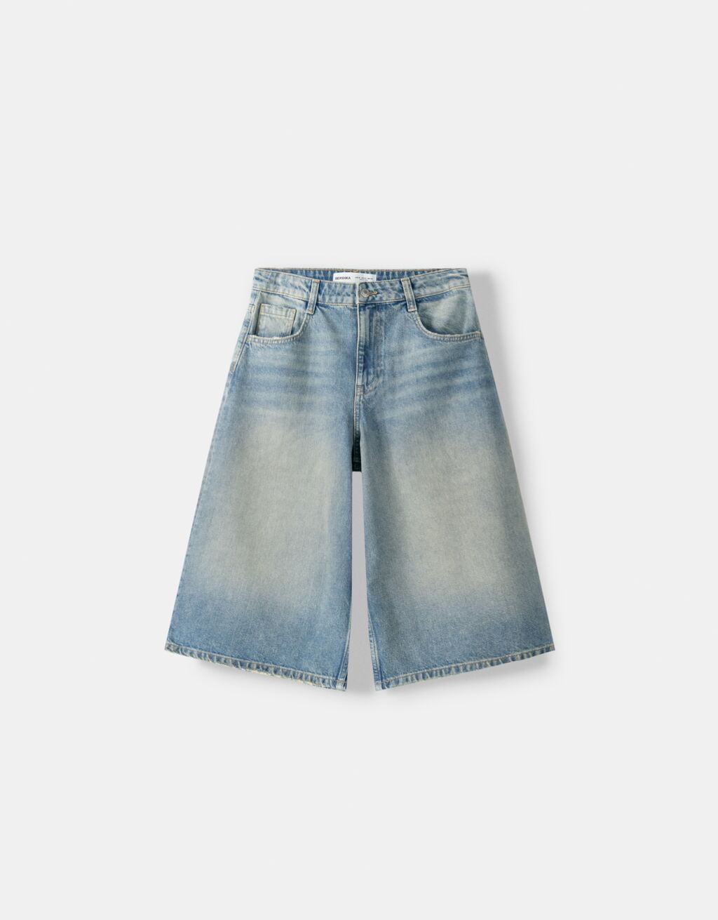 Baggy denim Bermuda jorts - Women | Bershka