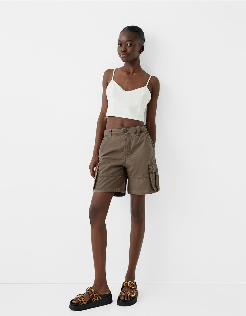 Cargo Bermuda shorts with straps - BSK Teen | Bershka