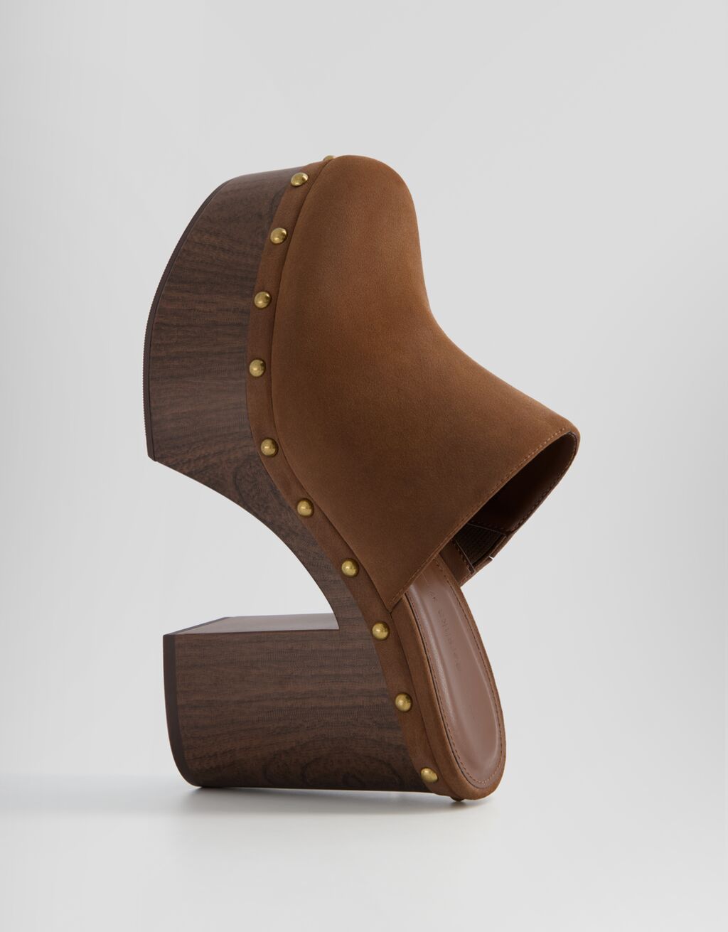 Studded platform heeled clogs - Women | Bershka