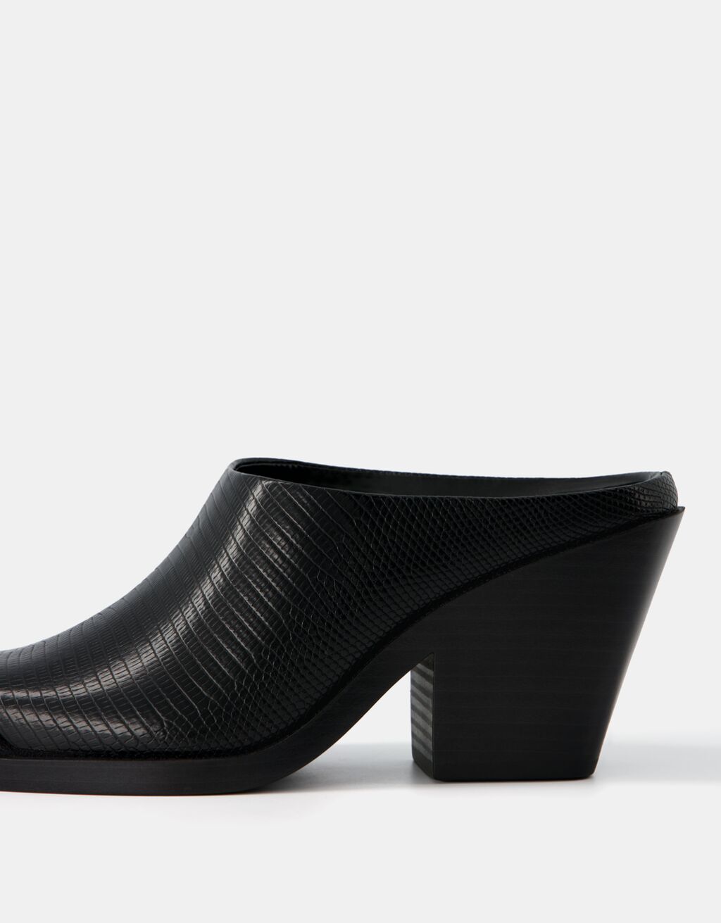 High-heel cowboy clogs with animal embossing - Women | Bershka