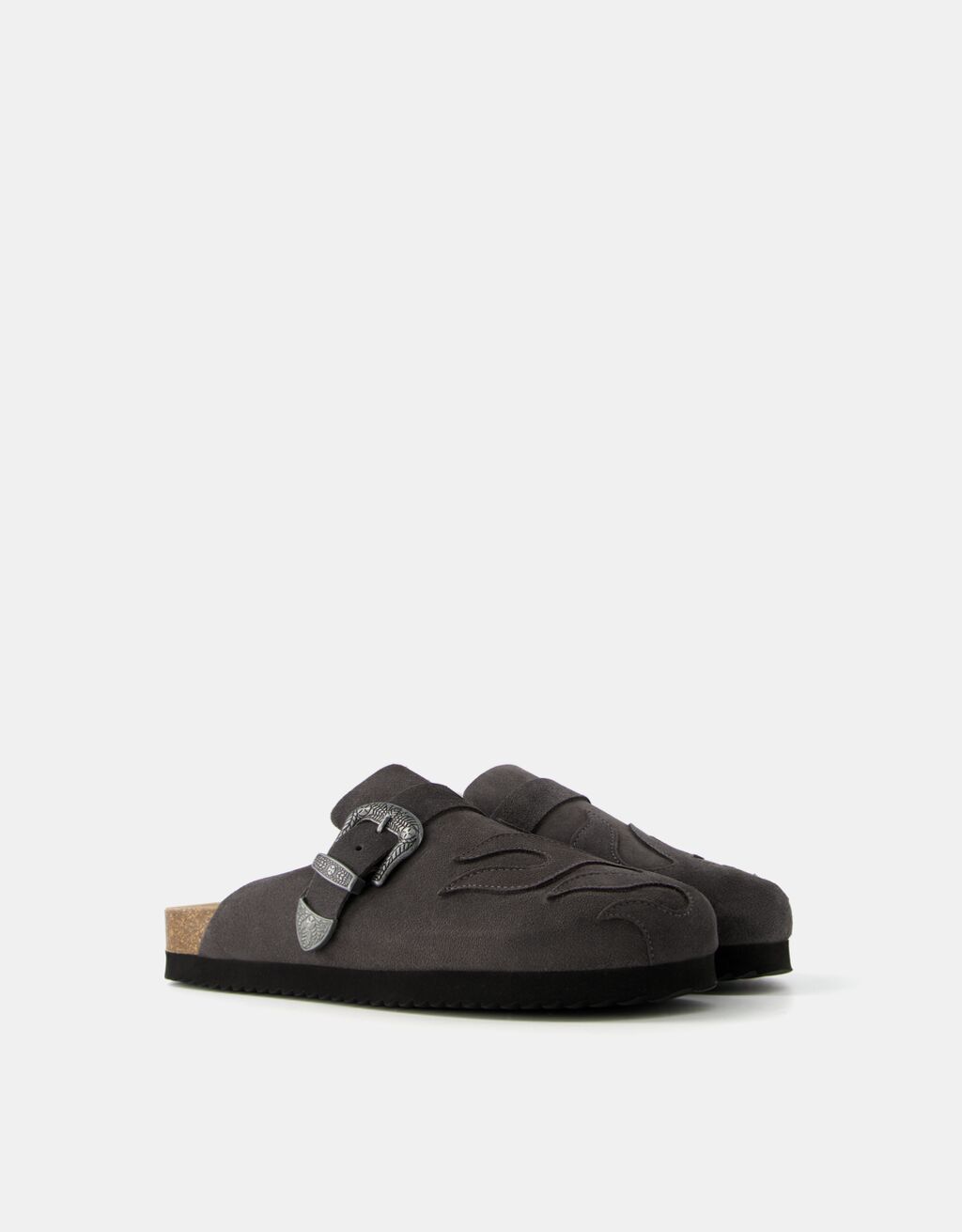 Men’s LEATHER clogs with buckle and flame detail - Men | Bershka