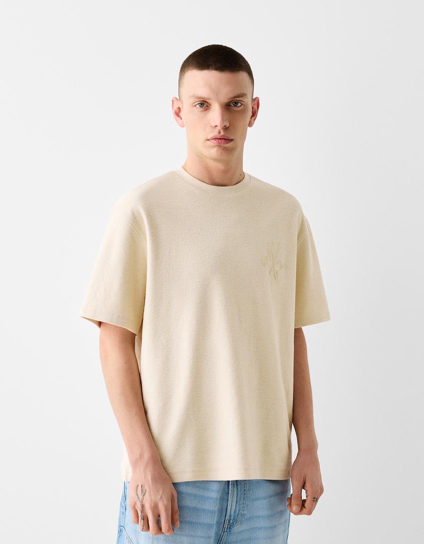 Boxy-fit short sleeve print T-shirt - Men | Bershka