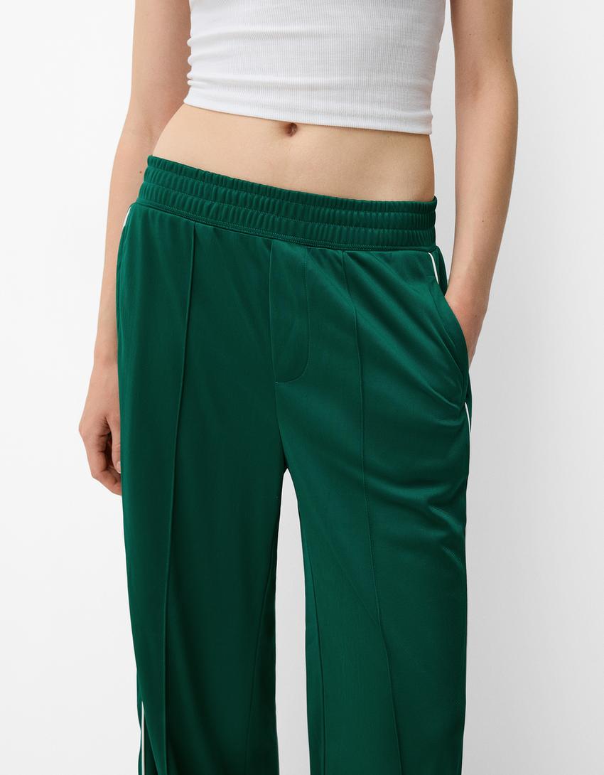 Spodnie retro z bocznym paskiem - Kolekcja damska | Bershka Spodnie retro z bocznym paskiem - Kolekcja damska | Bershka