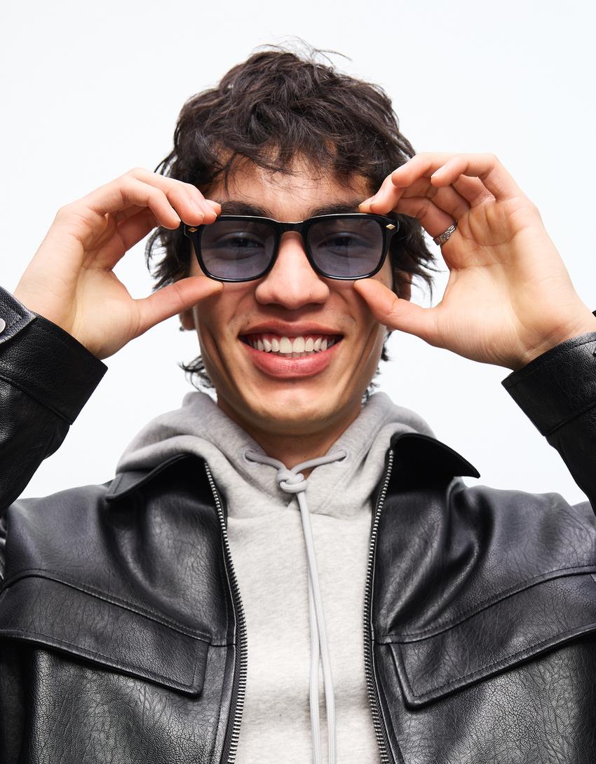 Plastic sunglasses - Men | Bershka