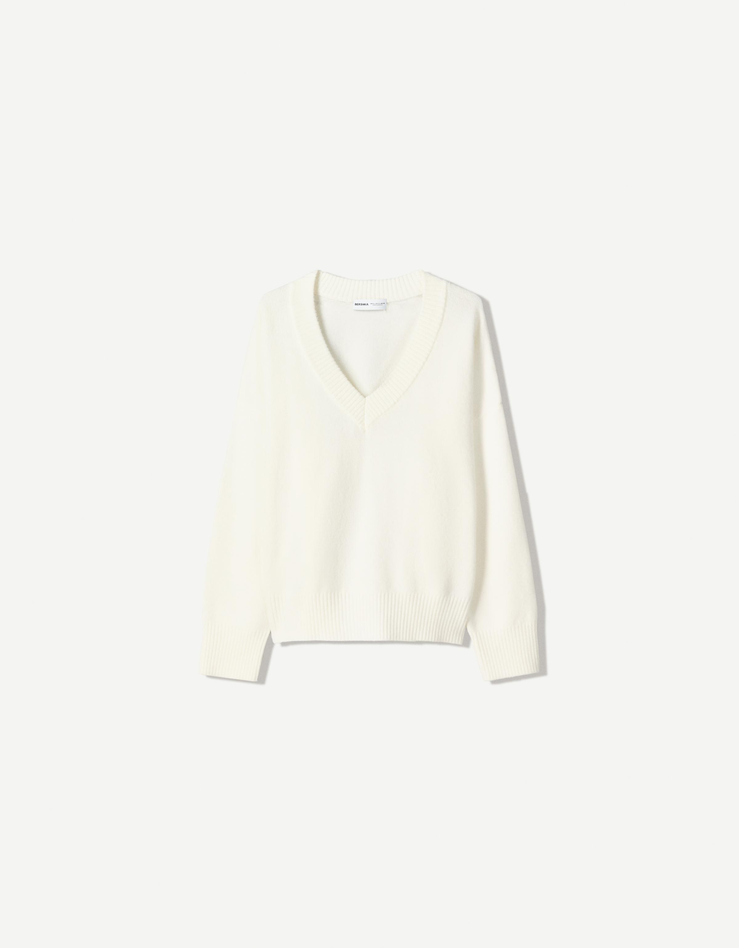 Oversize V-neck sweater - Women | Bershka Oversize V-neck sweater - Women | Bershka