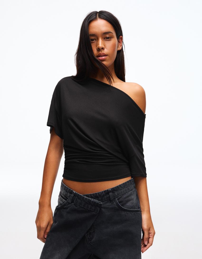 Asymmetric print short sleeve T-shirt - Women | Bershka