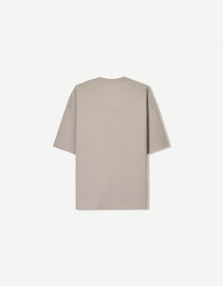 Camiseta Manga Corta Oversize Hombre Bershka