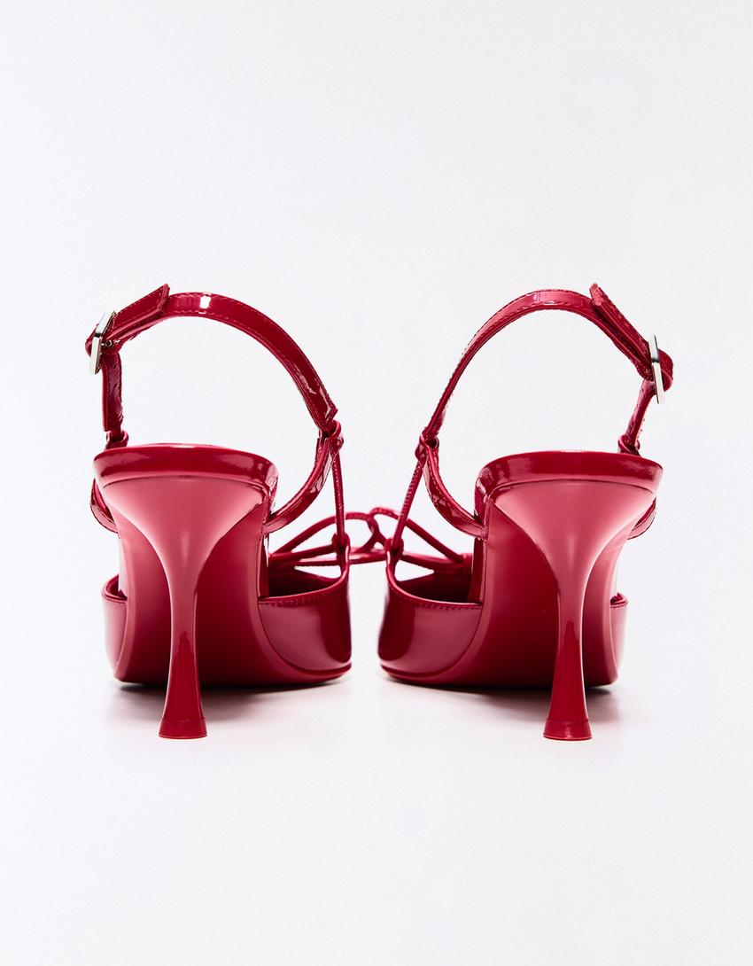 Sepatu hak terbuka detail - Wanita | Bershka