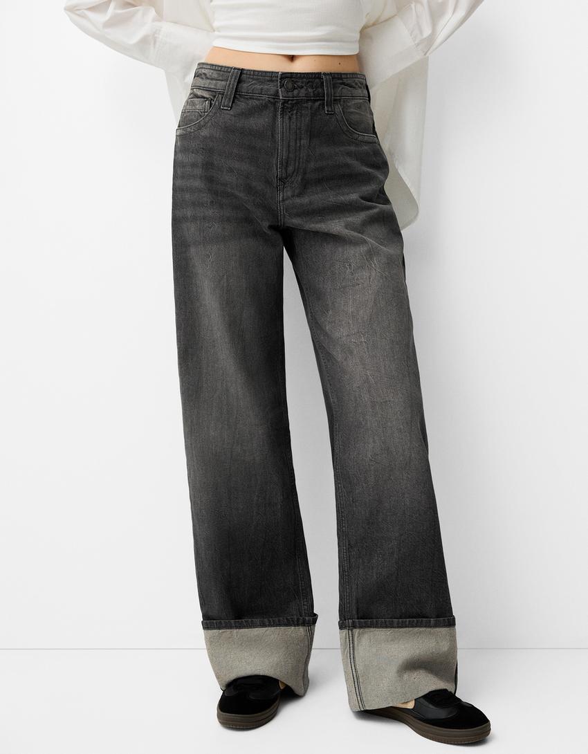 Wide-leg '90s jeans with turn-up hems - Women | Bershka
