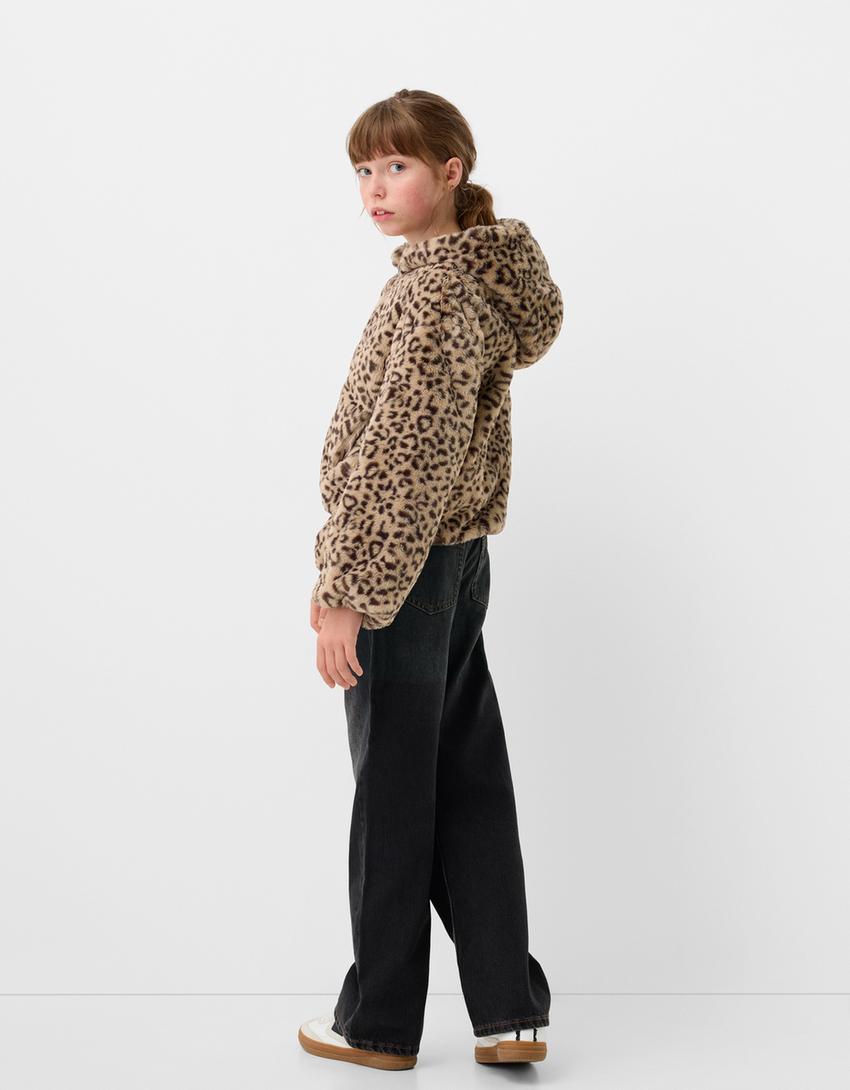 Cazadora Capucha Efecto Pelo Mujer Bershka